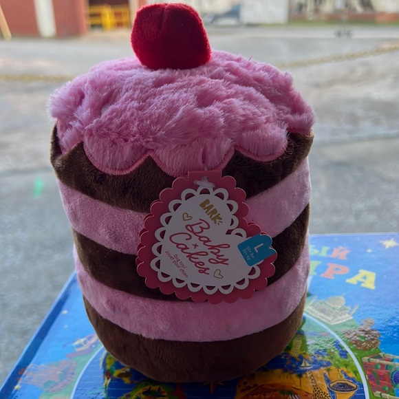 Bark | Dog | Nwt Bark Box Bark Baby Cakes Plush Dog Toy Large 5 Lbs | Poshmark